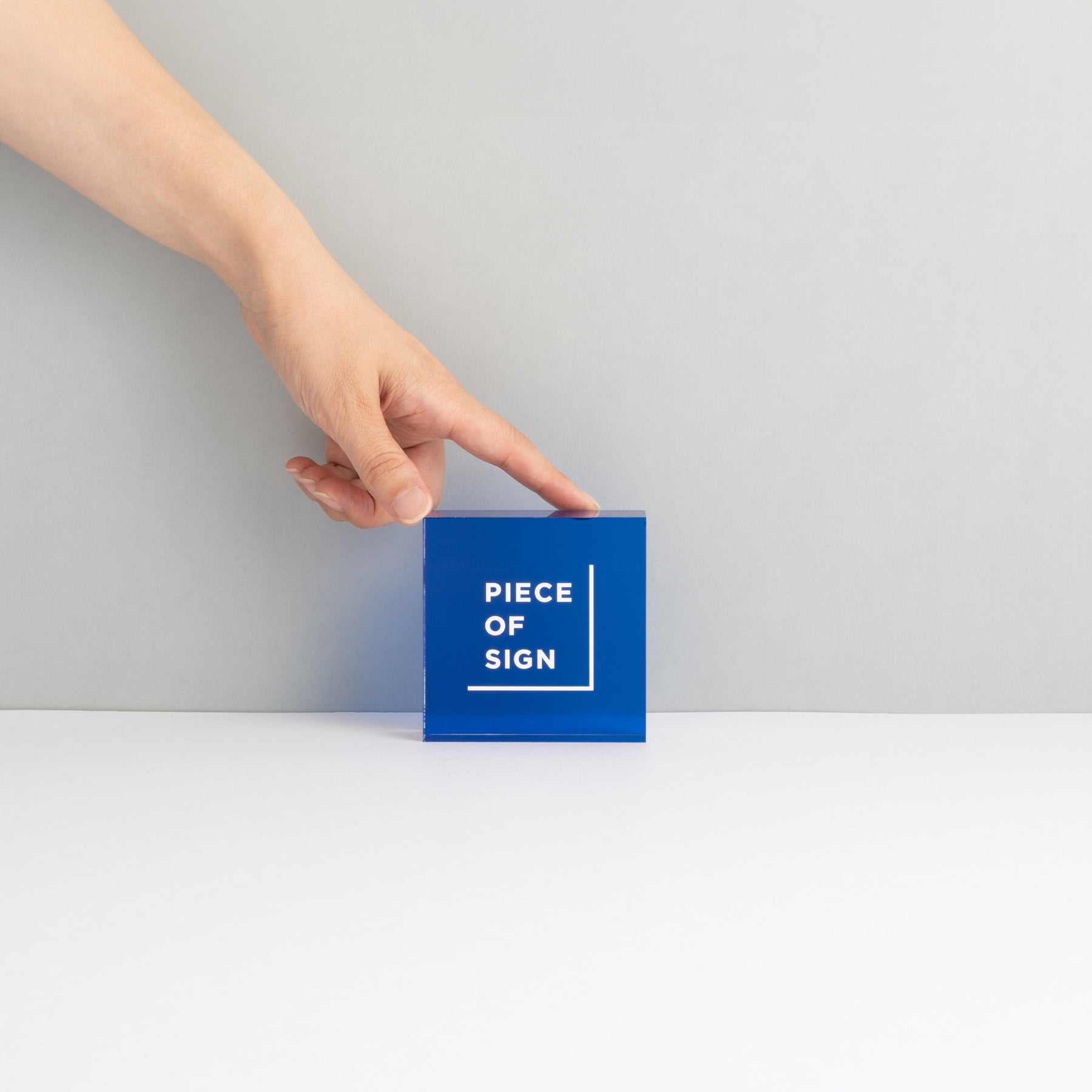 COUNTER / TABLE TOP SIGN - Acrylic Color Printing