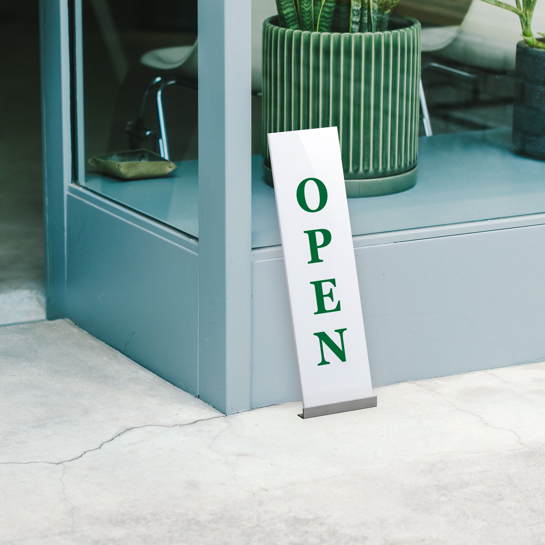 OPEN/CLOSED LEAN SIGN