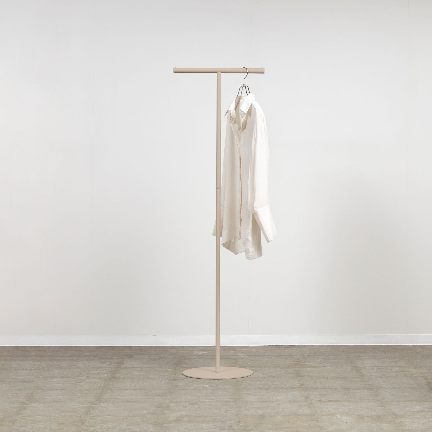 STEEL T-shaped CLOTHING RACK