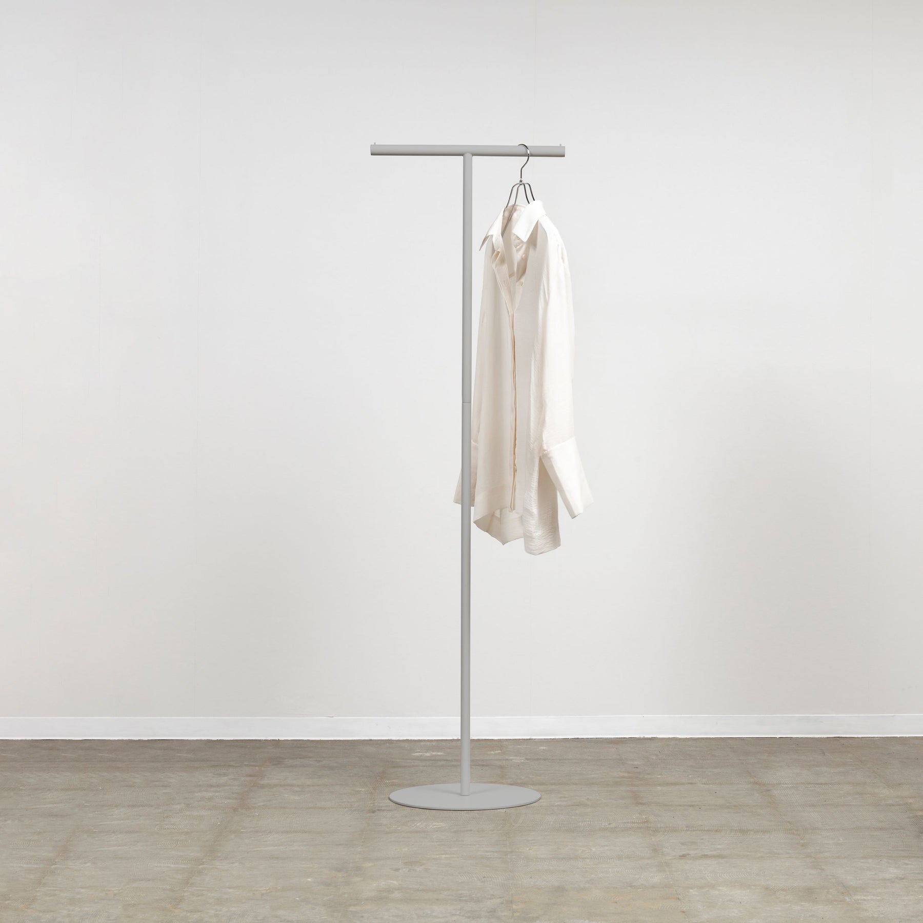 STEEL T-shaped CLOTHING RACK