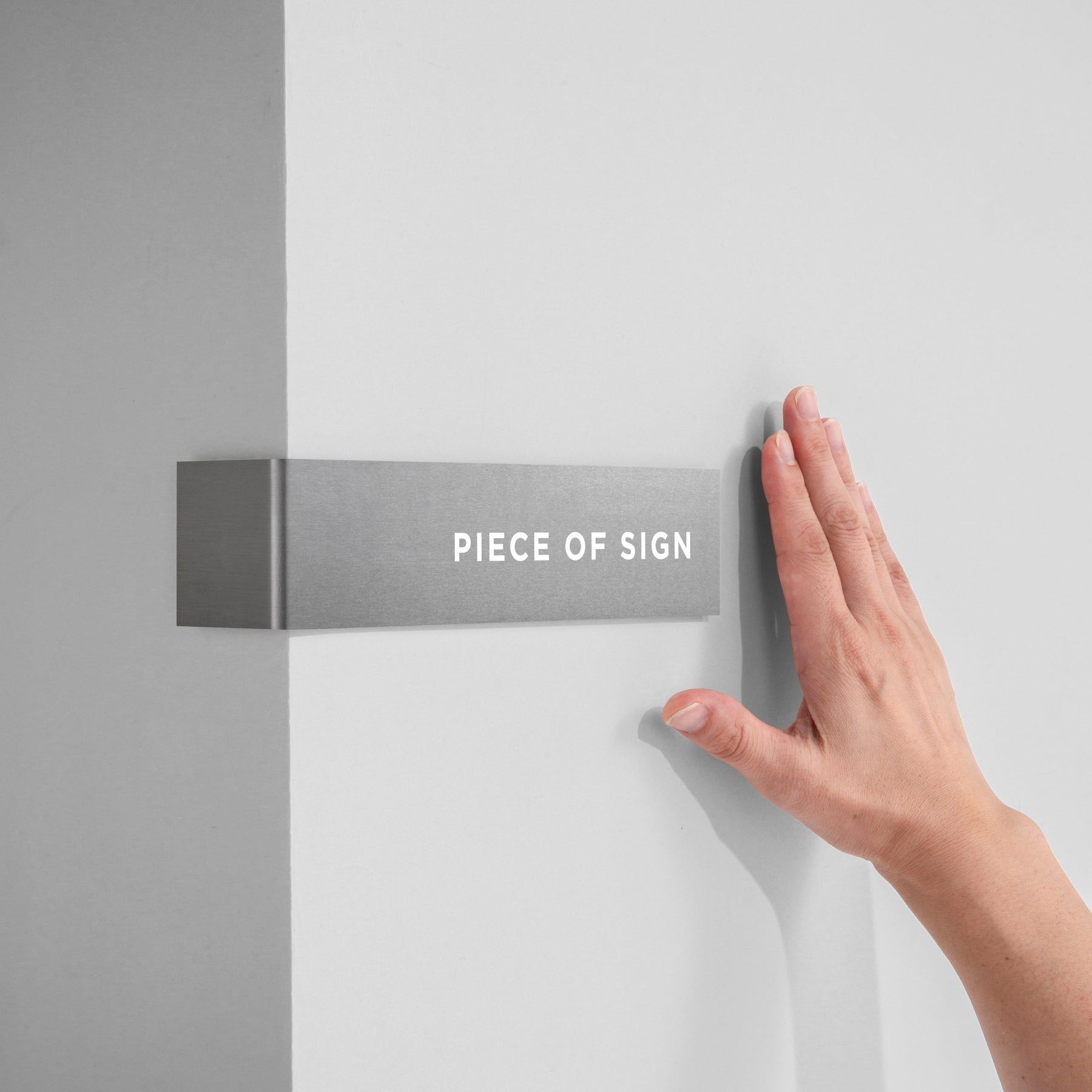 L-SHAPED CORNER SIGN