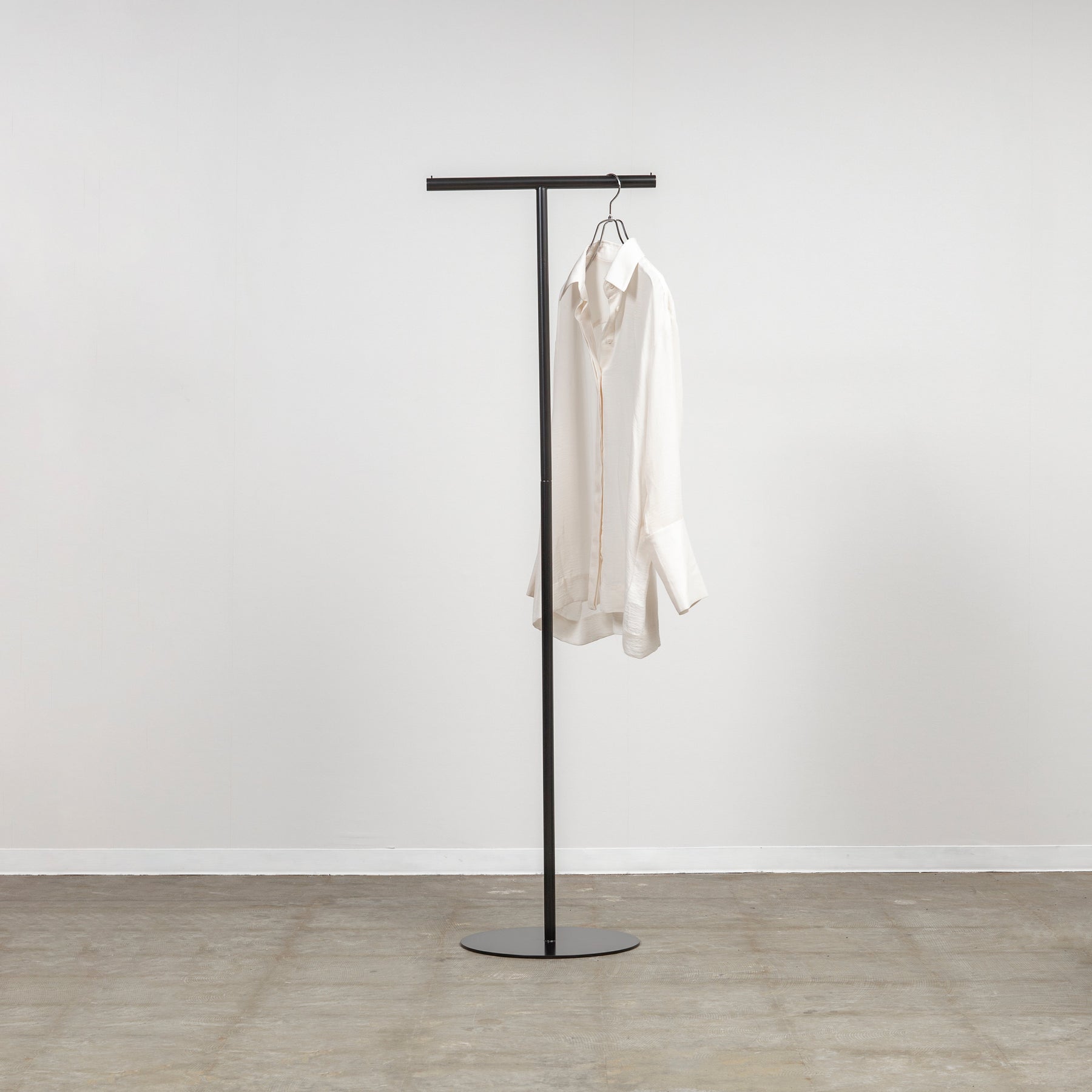 STEEL T-shaped CLOTHING RACK